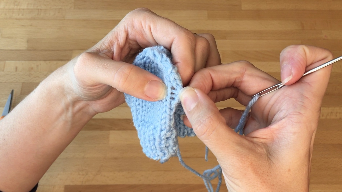 How to Sew the Mattress Stitch – Cushion of Joy