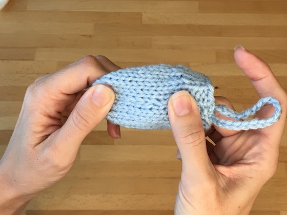 How to Sew the Mattress Stitch – Cushion of Joy